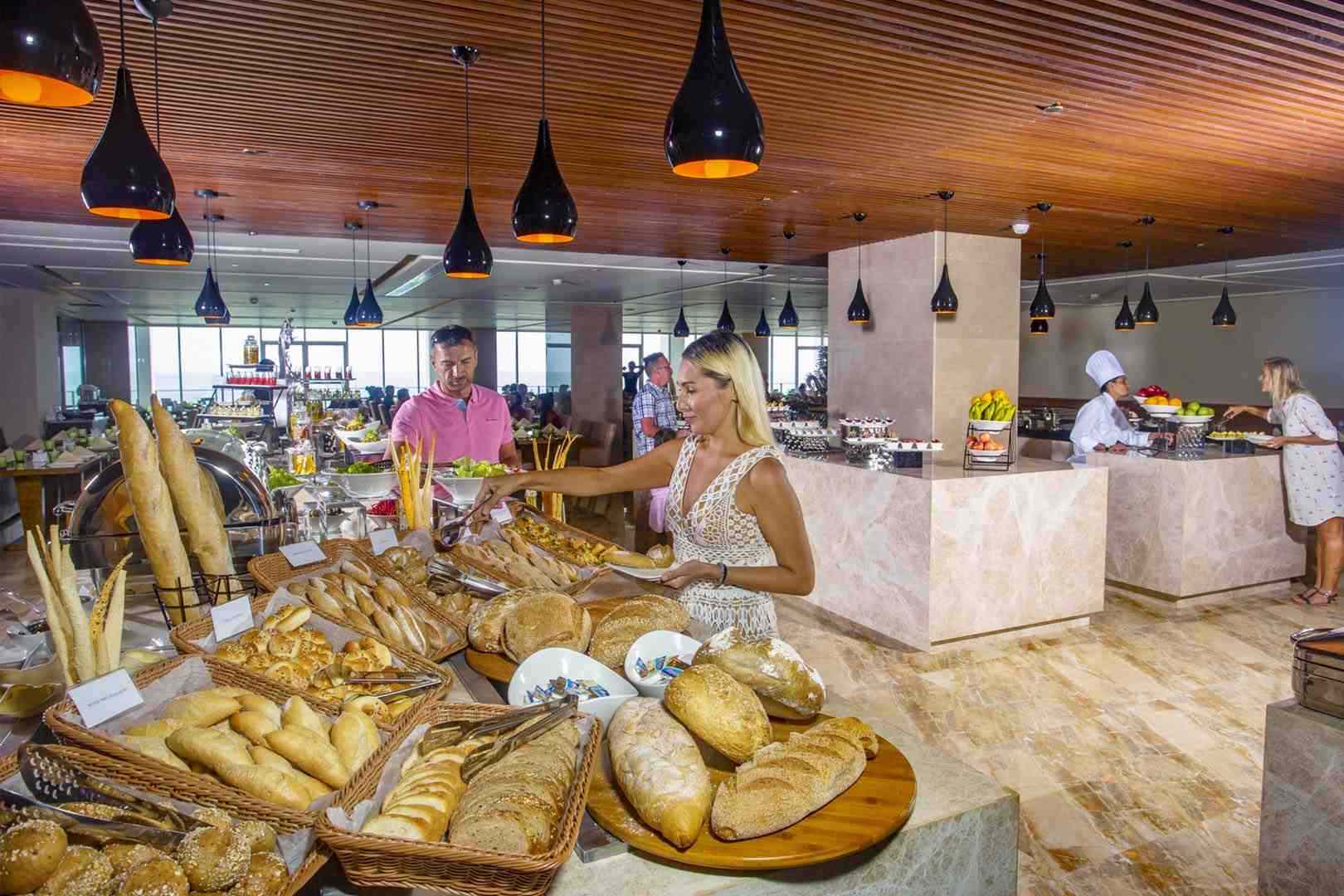 Hotel Marino Beach | Colombo